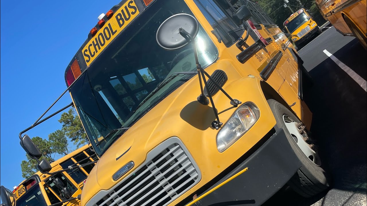 2007 Thomas c2 (508-0491) quick walk around - YouTube