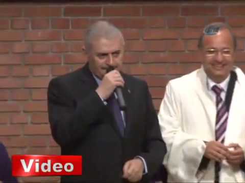 Bakan Binali Yıldırım Türkü Söylerse