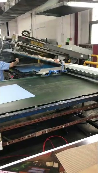 Automatic unloading arm for screen printing - YouTube
