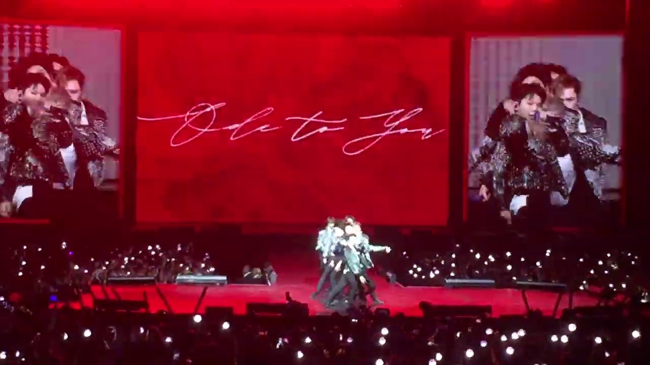 세븐틴 Chicago Intro/Getting Closer - YouTube