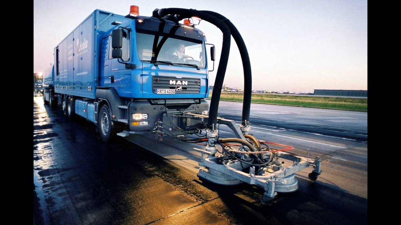 BGS Strate GmbH Wasserhochdrucktechnik - Reinigung von Flughafen ...