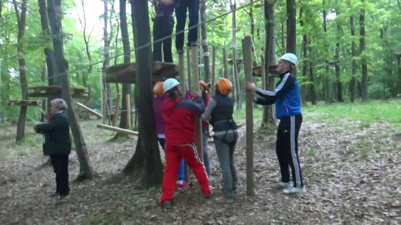 Team building Adrenalin Park Cluj - YouTube