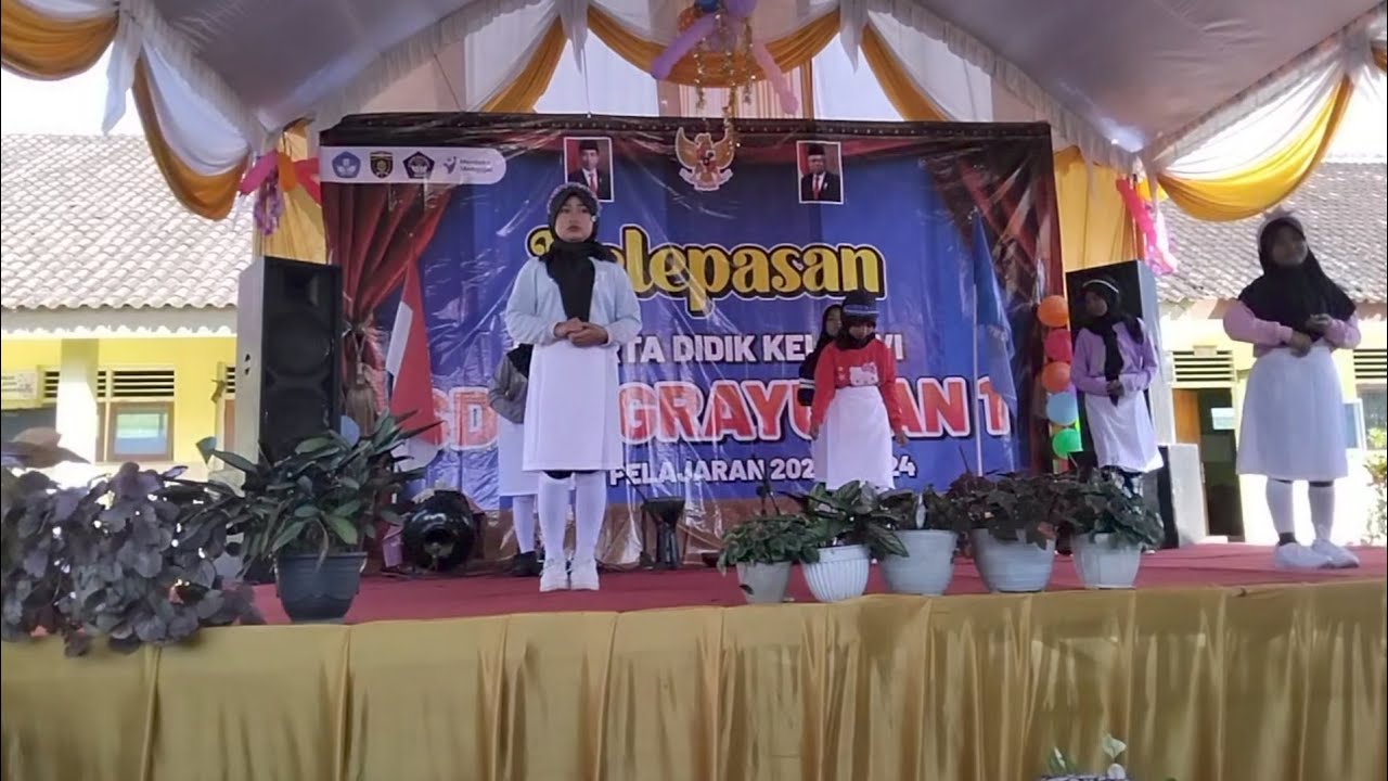 DANCE MARSYA ANANDA AULIA DKK - YouTube