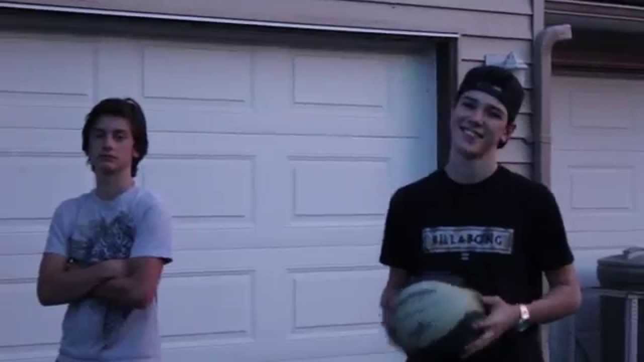Dude Mediocre Basketball Trick Shots - YouTube