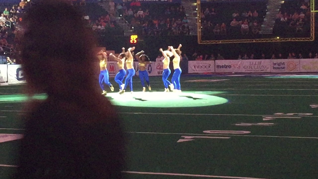 AFL Tampa Bay Storm - Hip Hop Dance team Halftime Performance - YouTube