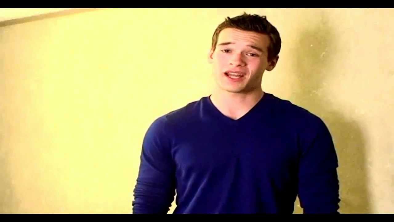 Ricky introduces himself - YouTube