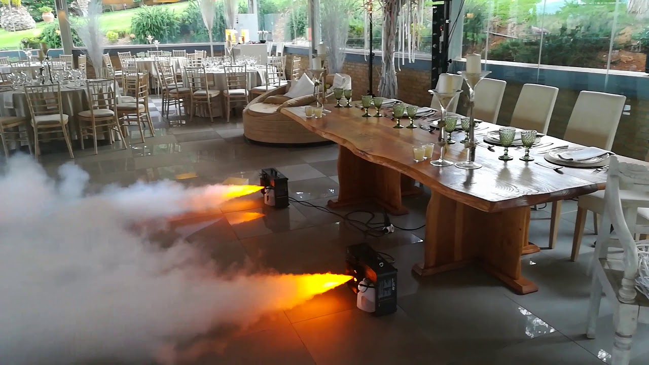 2 ADJ FOG FURY JET - YouTube