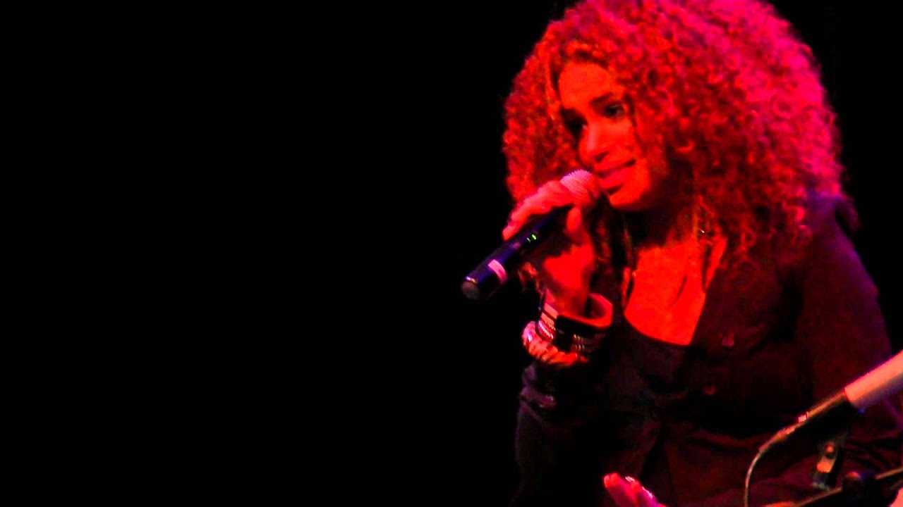 Sharon Doorson - Nobody's perfect ( Jessie J) @ Club Dauphine Amsterdam ...