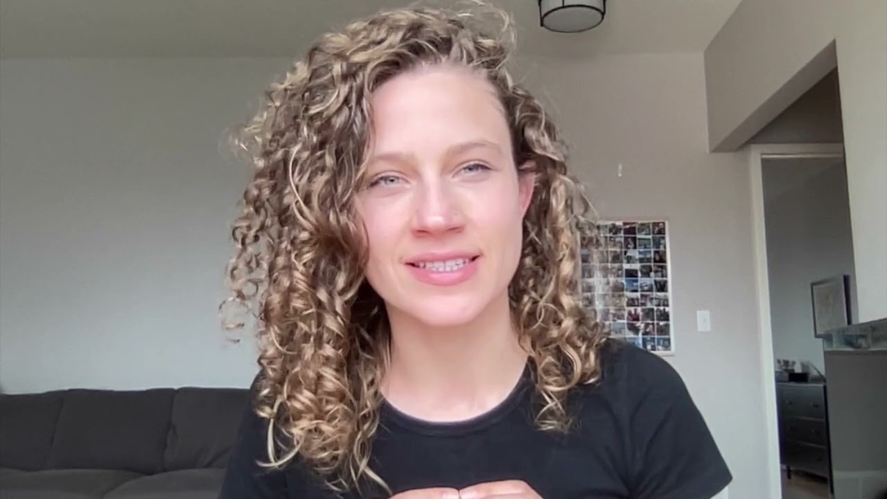 Jenna Olson Popp talks about leaders naming her gifts and her call to ministry. - YouTube