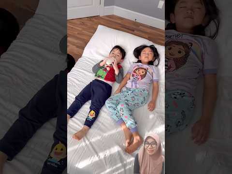 Adik Mimik Susu🍼 #milk #susu #comedy #lucu