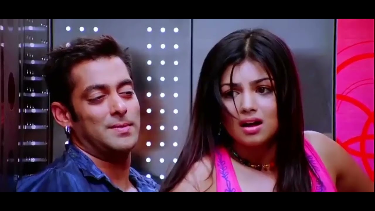 Best Lift Scene || Ayesha Takia And Salman Khan Movie Name || W@nt3d 2009 - YouTube