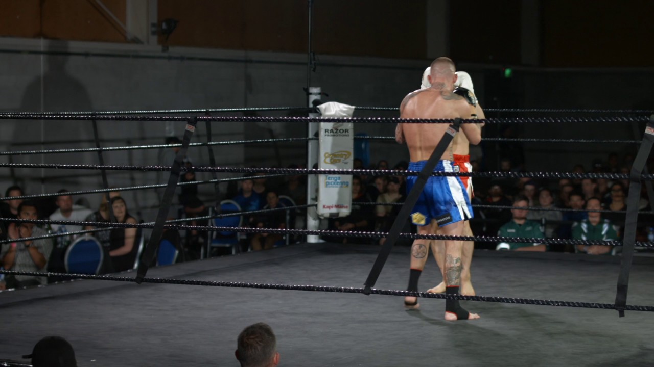 Honour 13 - Fight 13 - 4 man 3 - Sam Hill vs Michael Foy - YouTube