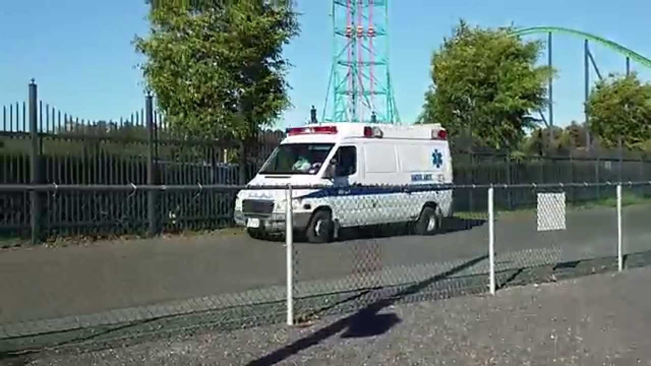 EMS Responding In To Six Flags Great Adventures - YouTube