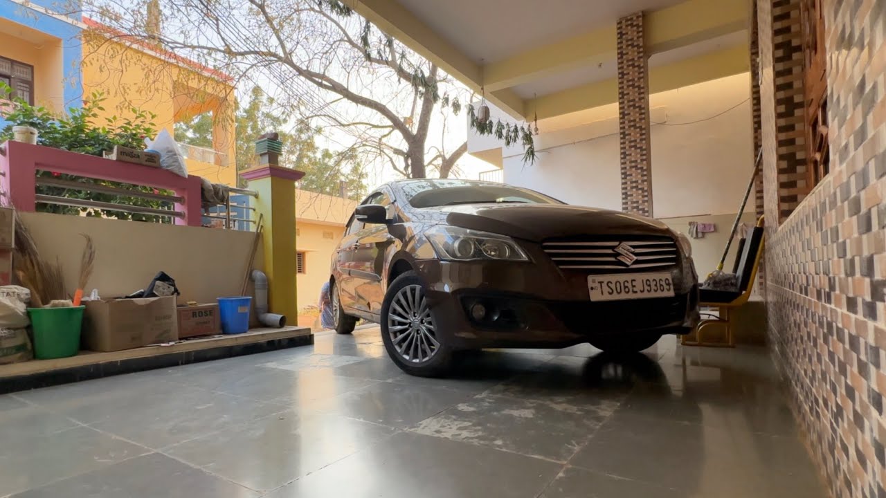 Car Difficult Parking | Parking a Huge Car At Narrow Space - YouTube