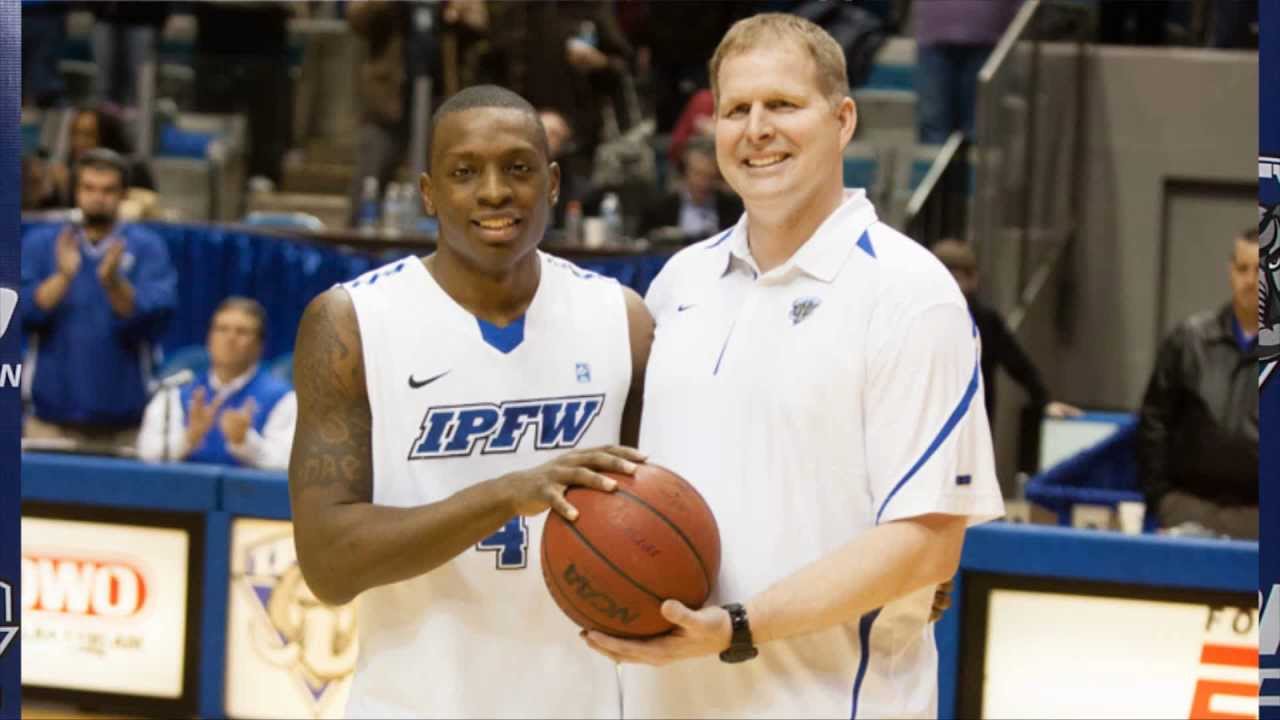 Frank Gaines/Sean Gibson Feature - YouTube