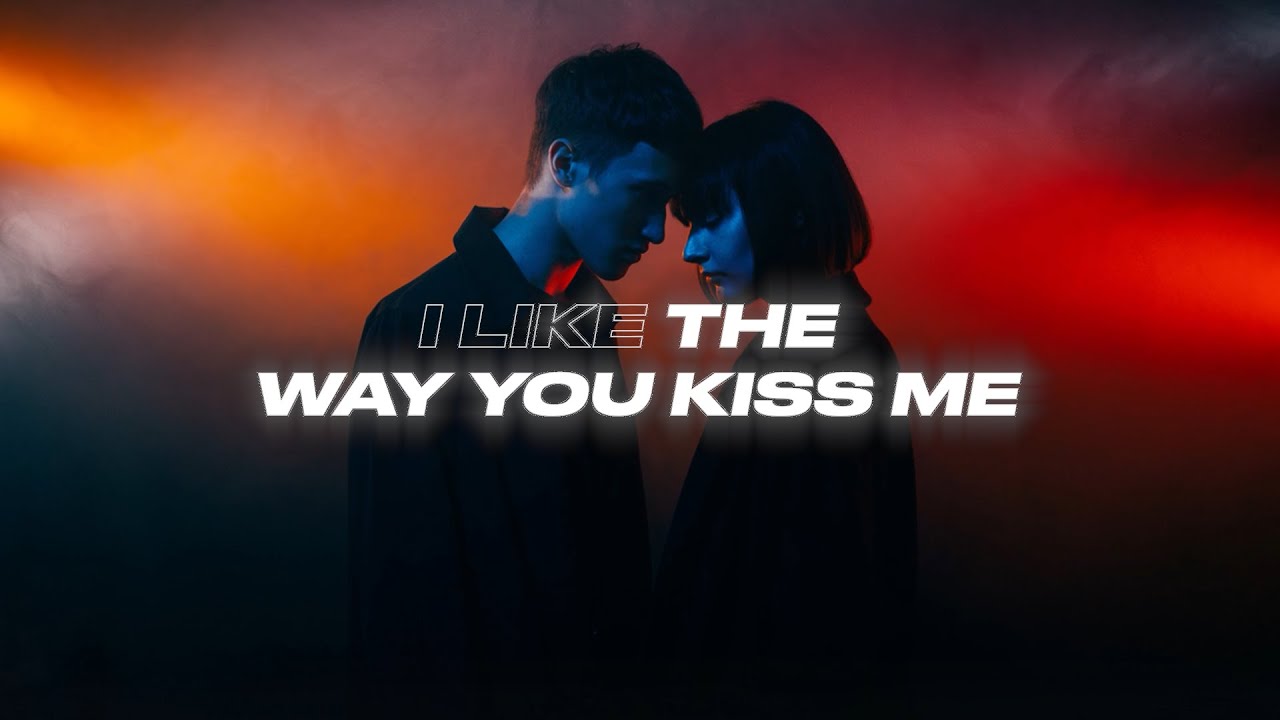 Artemas - i like the way you kiss me (Lyrics/Visualizer) - YouTube