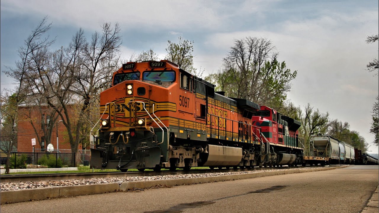 UP leader?!?!?, Great two weeks of railfanning on the FRS, UP, CP, FXE ...