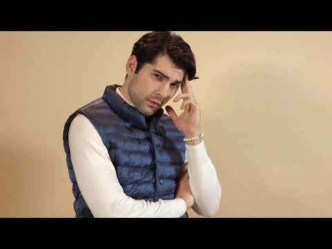 Lacivert Şişme Yelek ve Mavi Pantolon Erkek Kombini - Basic Erkek Giyim Tarzı