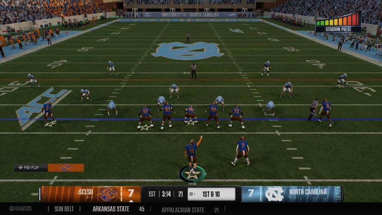 EA SPORTS CFB 25 SCLSU Mud Dogs VS North Carolina - YouTube