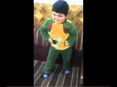 Şişman Çocuktan Süper Dans Figürleri