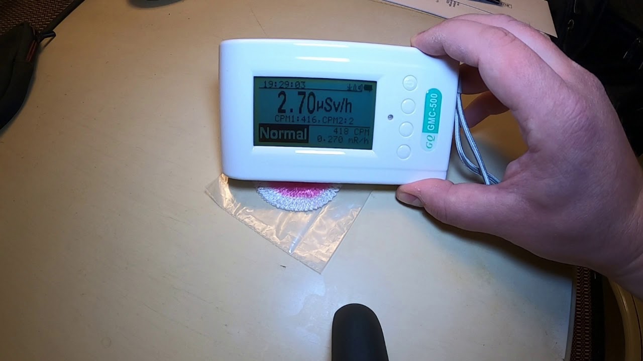 Thorium Lantern Mantle with GQ GMC-500+ Geiger counter - YouTube