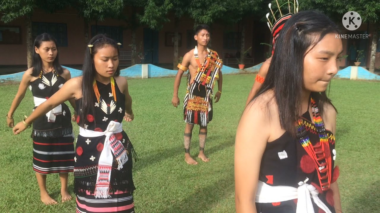 Zeliang Naga Dance, Xavierite Cutlural Club, Jalukie - YouTube