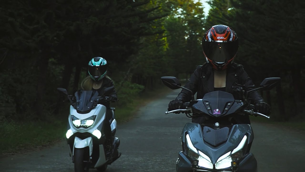 EVO SVX-02 Velocity Helmet Graphix - YouTube