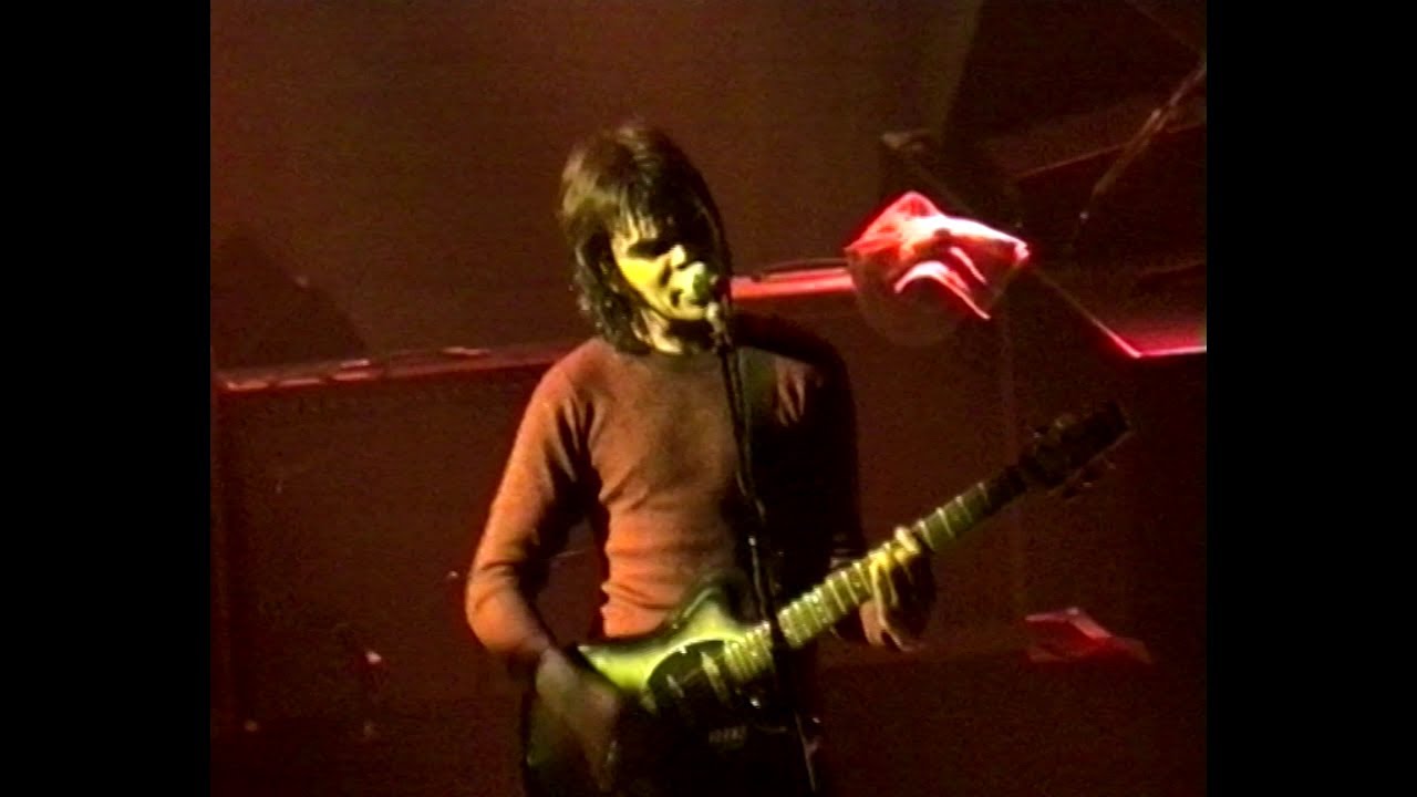 Supergrass - Lenny Live The Astoria 02.03.96 - YouTube