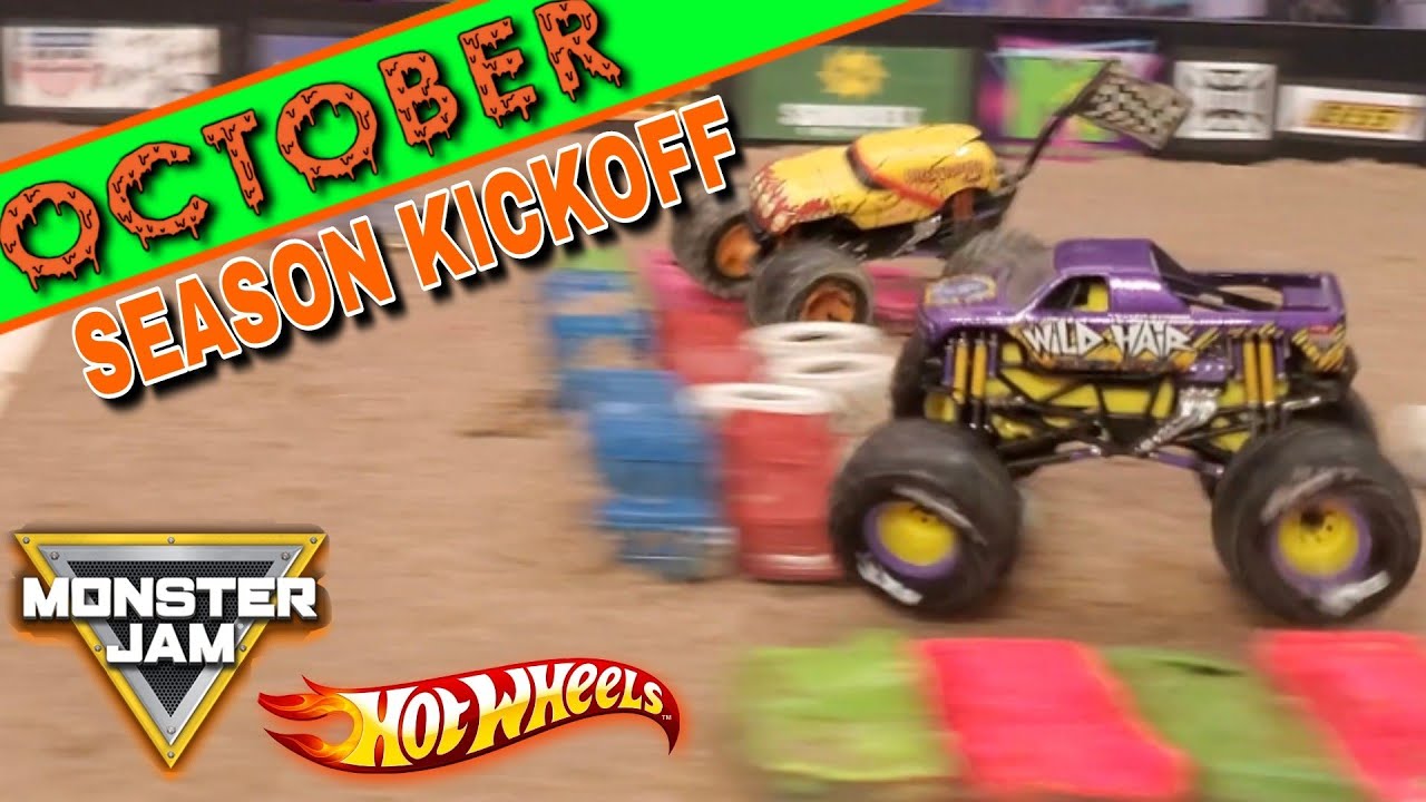 TRUCK EATING TRACK TONIGHT! Diecast Monster Truck Racing! (Thunder ...