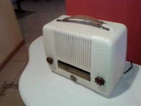 Raridade Rádio Americano Emerson Model 560 - New York/1947 - YouTube