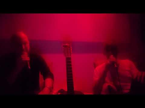 Efi&Adi Den Fteo Ego Pou Megalono