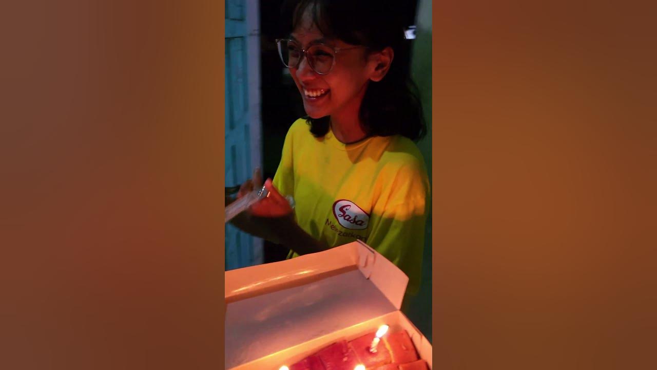 Surprise andii - YouTube