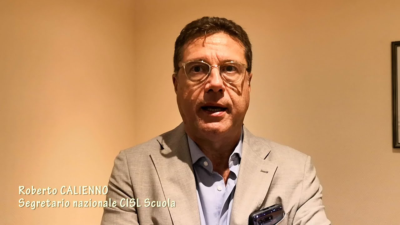 Roberto CALIENNO - Segretario nazionale CISL Scuola - YouTube
