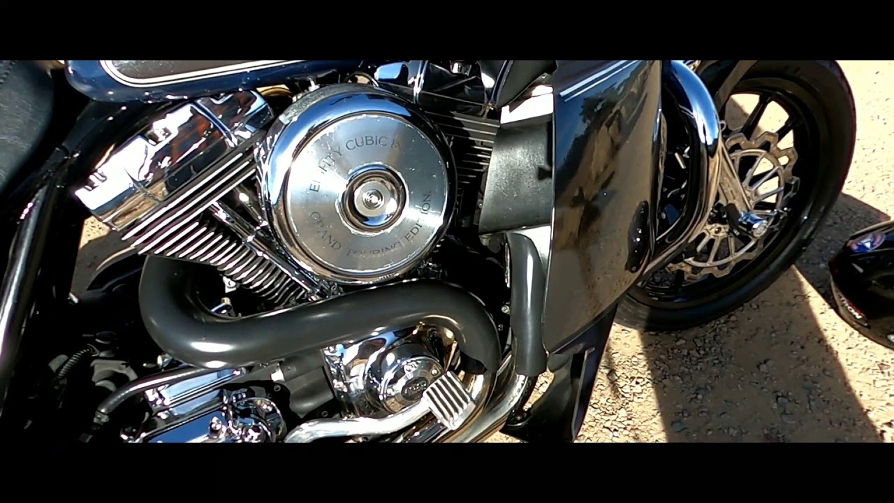 Harley Davidson 1986 twincam FXRD - YouTube