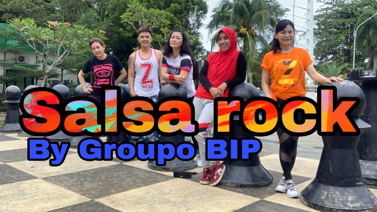 Salsa rock/ BIP/ Salsa/ Zumba fitness - YouTube