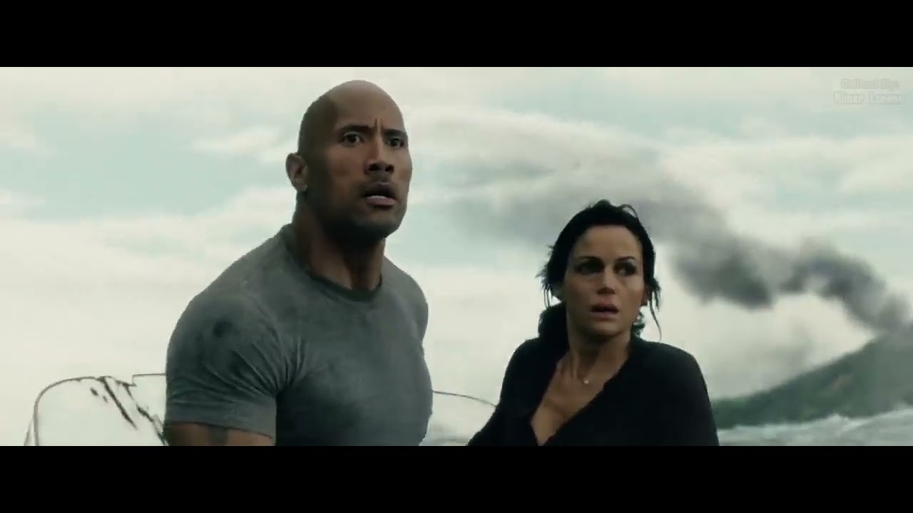 San Andreas 2015 Tsunami Scene Pure Action 4K - YouTube