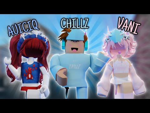 PLAYING MM2 AS DIFFERENT YOUTUBERS!! - YouTube