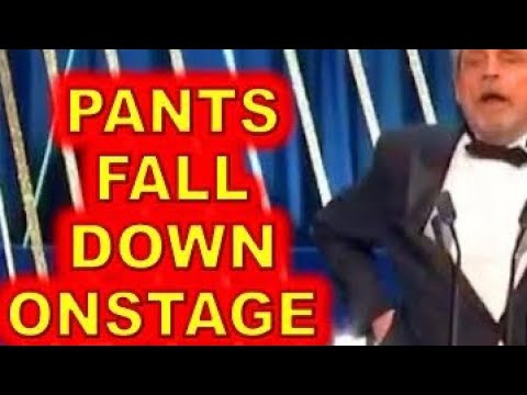 Mark Hamill's Pants FALL DOWN On Stage at BAFTA Awards in London ...