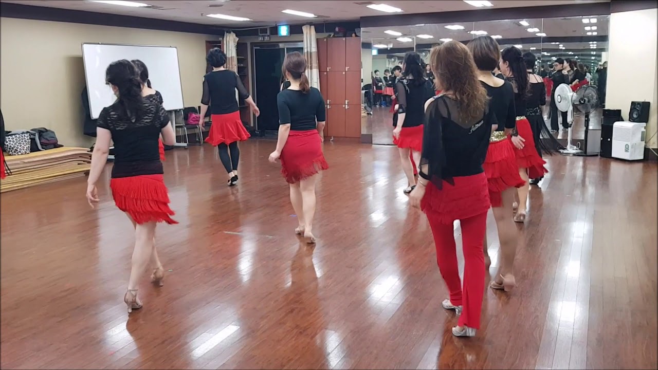 Just Priceless Line Dance - YouTube