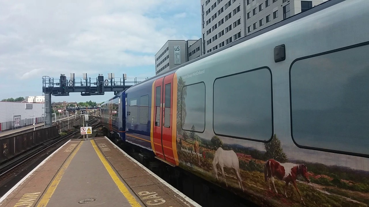 Class 450 Desiro at Portsmouth & Southsea High Level - YouTube
