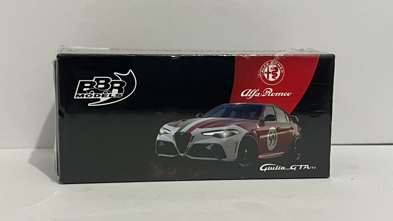 Tricolore Special: Unboxing an Alfa Romeo GTAm by BBR/Mini GT - YouTube