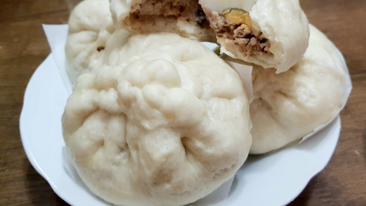 BIG Chinese Steamed Pork Buns (Da Bao) | @DAPUR 2020 - YouTube