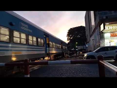 PaN Rivadavia - GT22 A916 Saliendo De Haedo Hacía Temperley - Argentina Railroad Crossing 2023 ...