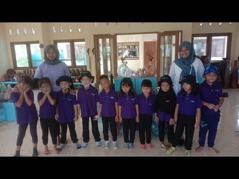Pariwisata gerabah banyumulek lombok Outing class bersama TK bale anak ...