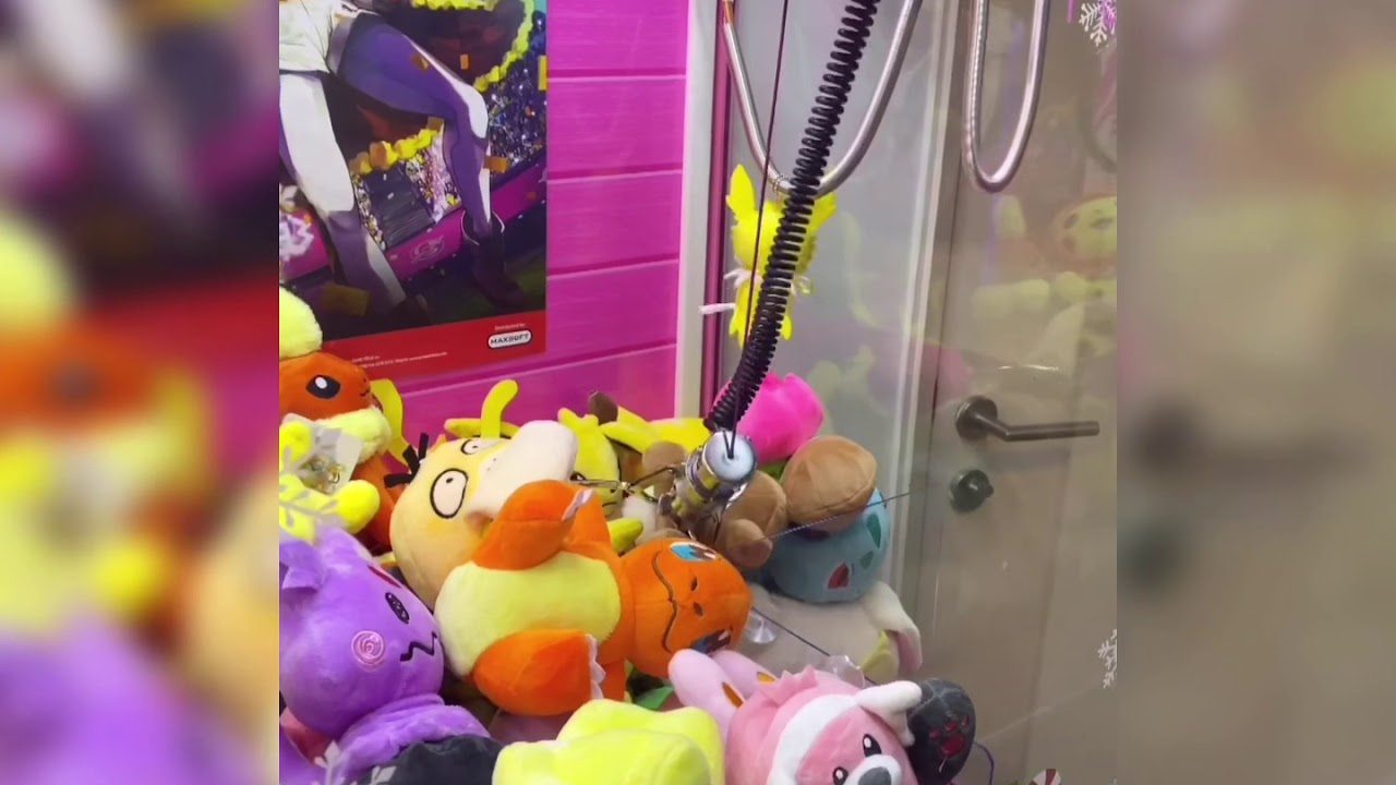 Eevee Claw Machine Wins - YouTube