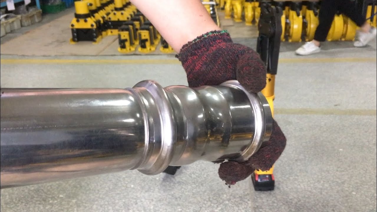Cordless Hydraulic Radial Press tool for Pipe plumbing - YouTube