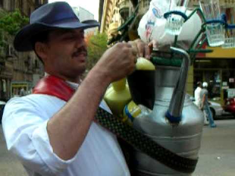 Erk sous vendor, Cairo - YouTube