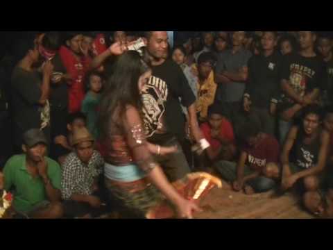Joget sasak Bebas p3g@ng dan p31uk