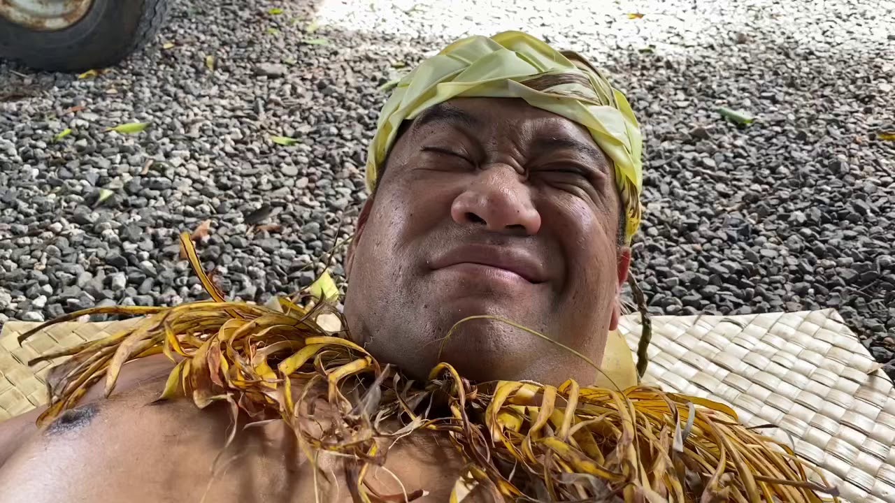 How to make Vaisalo a coconut dessert - YouTube