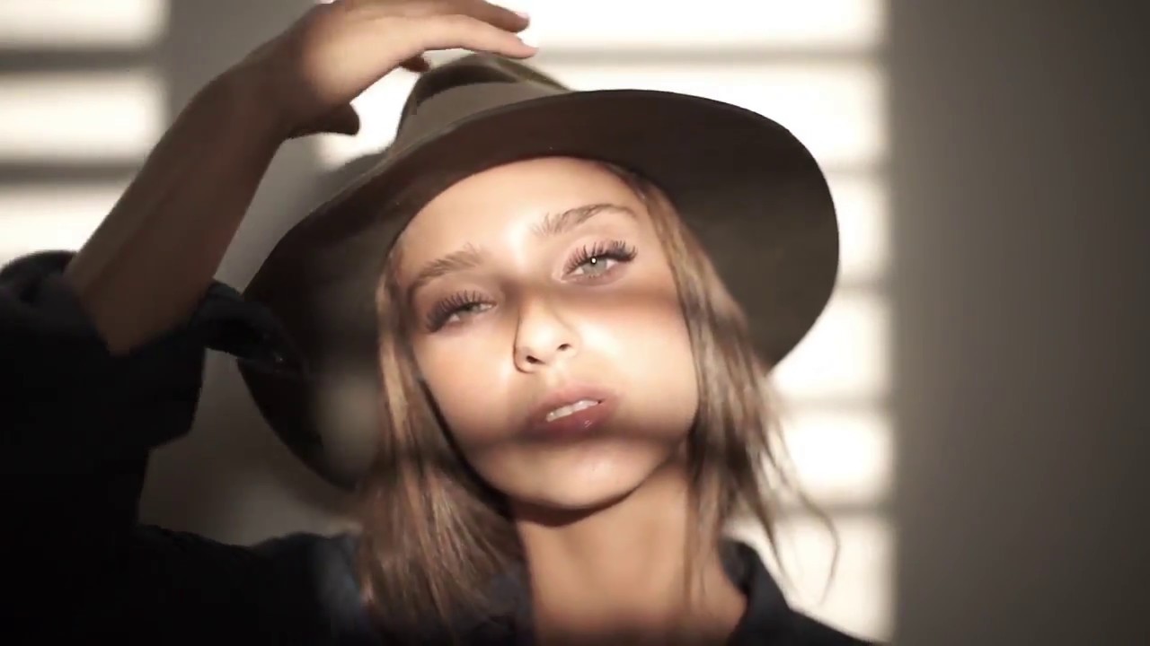 Kerry Reeve feat. Stretch MC - Long Distant Thing [Video Edit] - YouTube